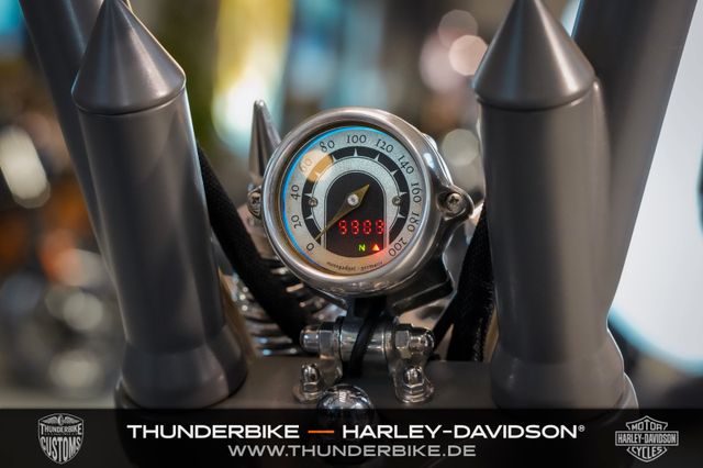 Harley-Davidson Softail FXCW Rocker C used Thunderbike