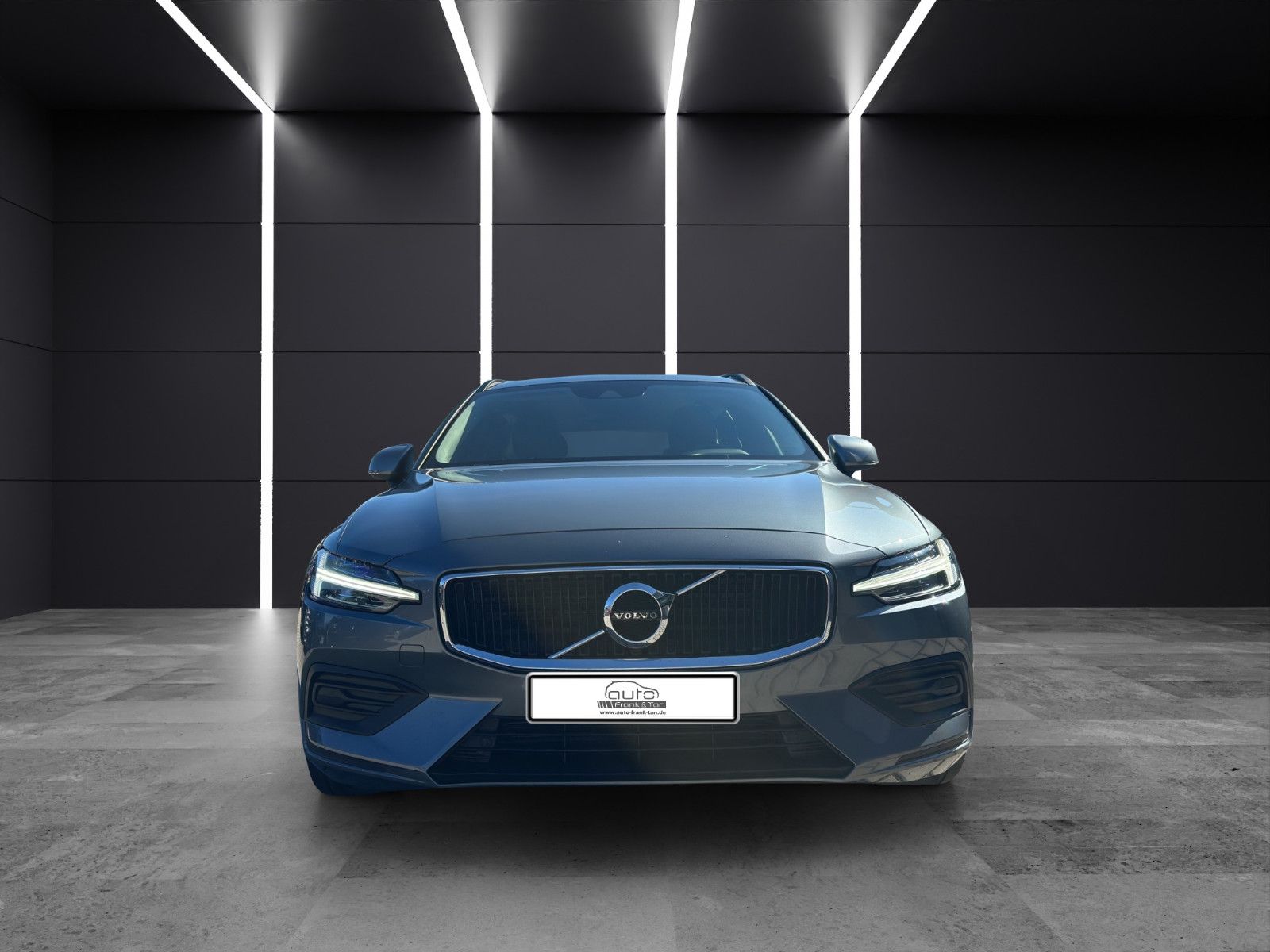 Volvo V60*Business*Apple CarPlay*Navi*Winter Paket - Auto Frank & Tan GmbH