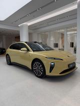 NIO ET5 gebraucht kaufen bei mobile.de