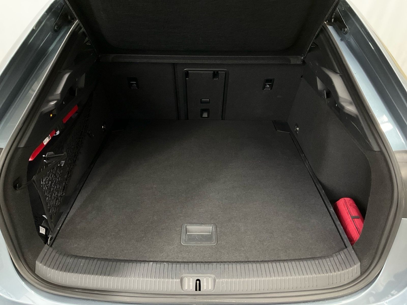 Volkswagen ID.7 PRO 286PS NP.72T ACC.5J-G.AHK.AREA-VIEW.NAV ab 398,00 ...