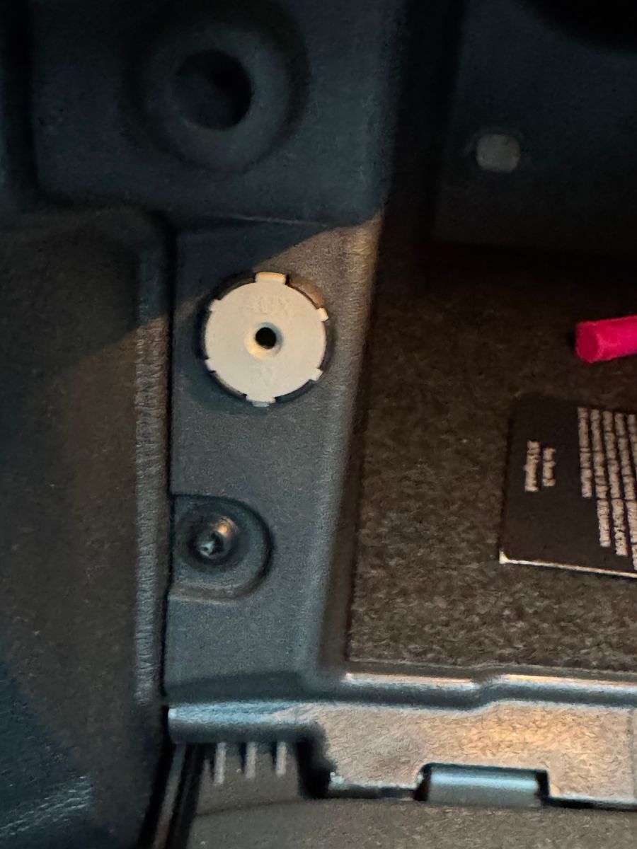 Ford Mondeo Tournament 2.0 AMBIENTE SONY PDC AHK TÜV NEW – Car Corner ...