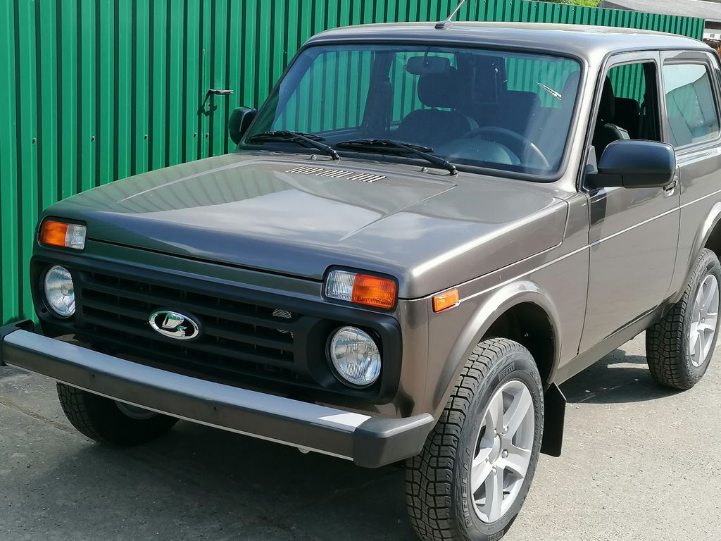 Lada Niva Neuwagen | Auto kaufen bei mobile.de
