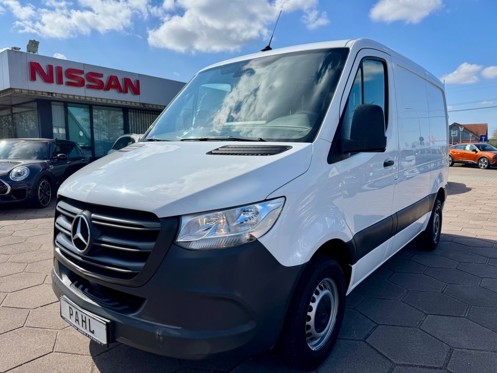 Mercedes Mainz Transporter