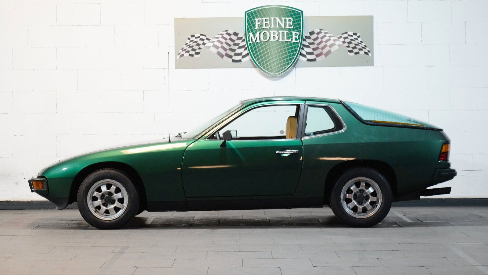 Porsche 924 / technisch exzellent / seltene Farbkombi - Mirbach & Seemann