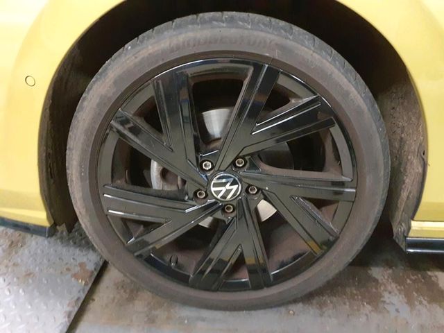 VW Golf VIII Lim. R-Line*Head-Up*KAMERA* | Fulda