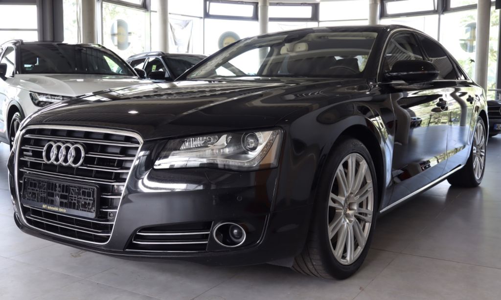 Audi A8 Mobile