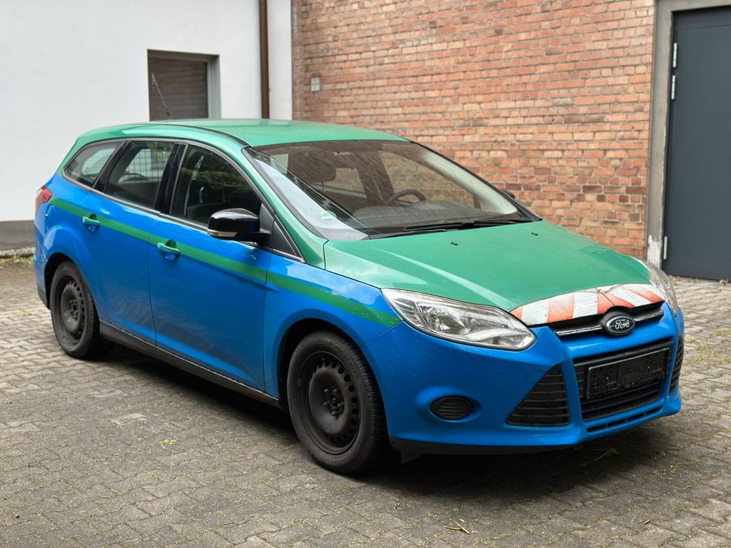 Technische Daten Ford Focus Turnier (Mk3) seit 2011 | mobile.de