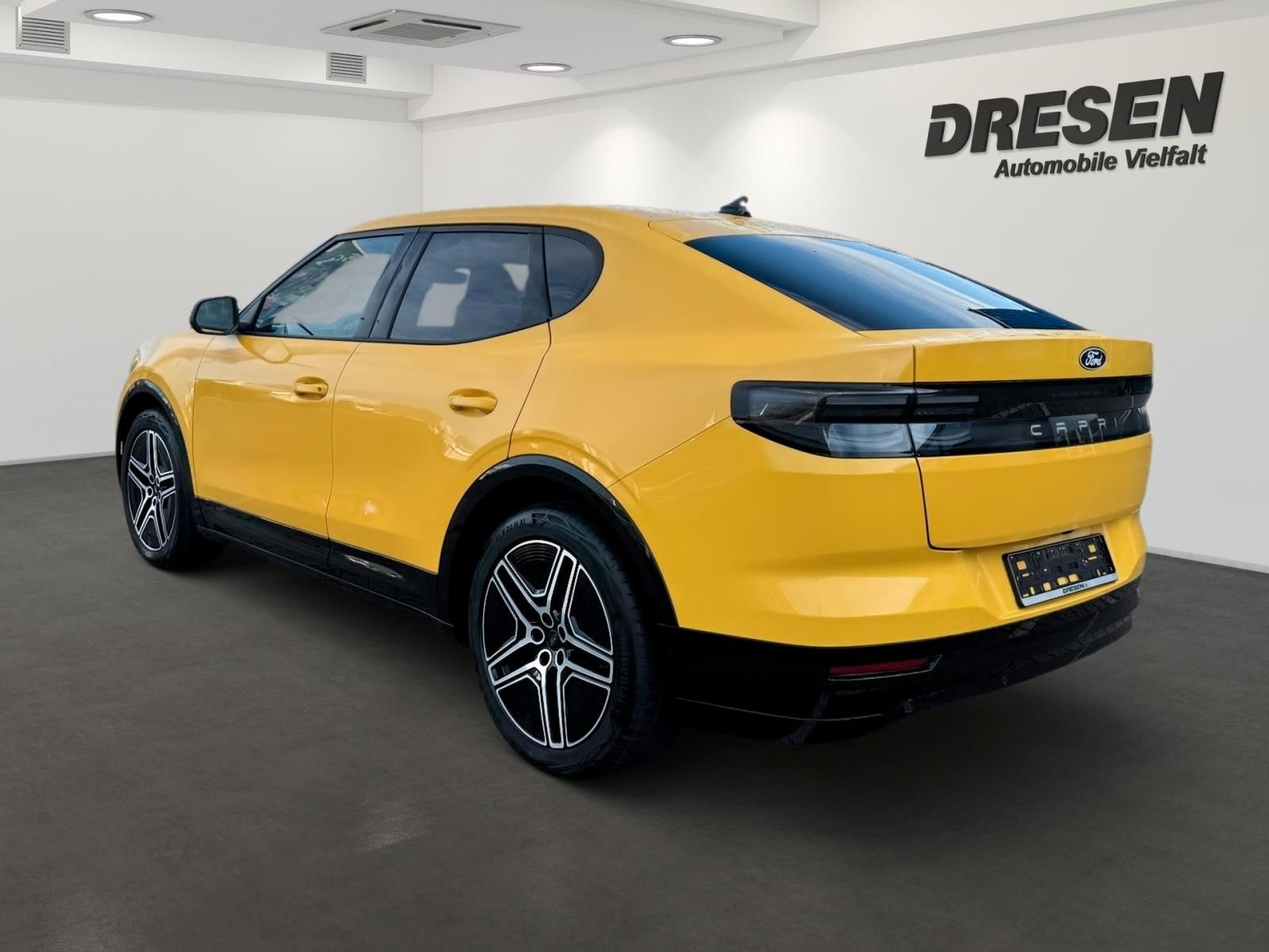 Ford Capri Standard Range 52kWh RWD Style ab 285,00 Euro leasen in ...