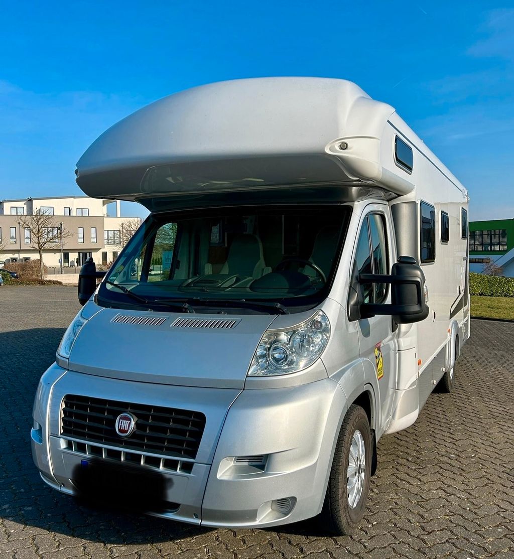 LMC Explorer | Wohnmobil kaufen bei mobile.de