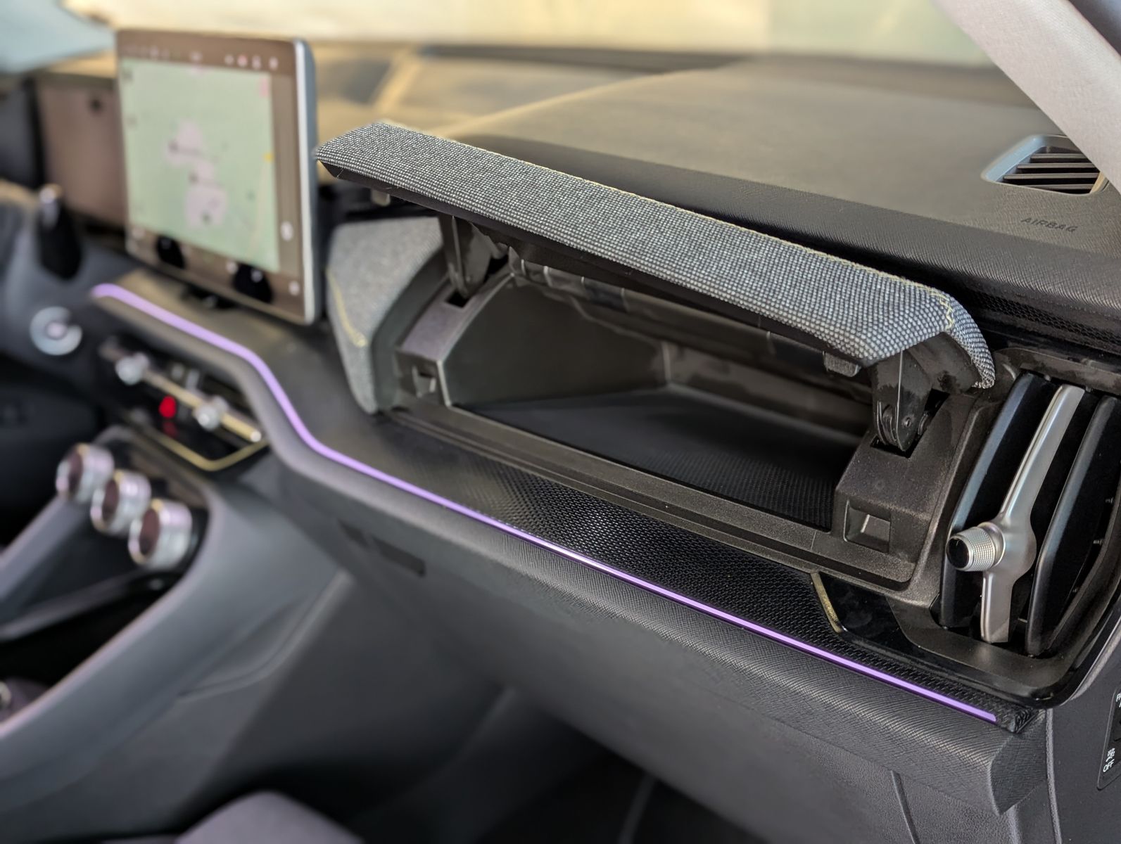 SKODA Kodiaq 2.0 4×4 Selectio Pano Matrix StHz AHK 19" - Dickreich ...