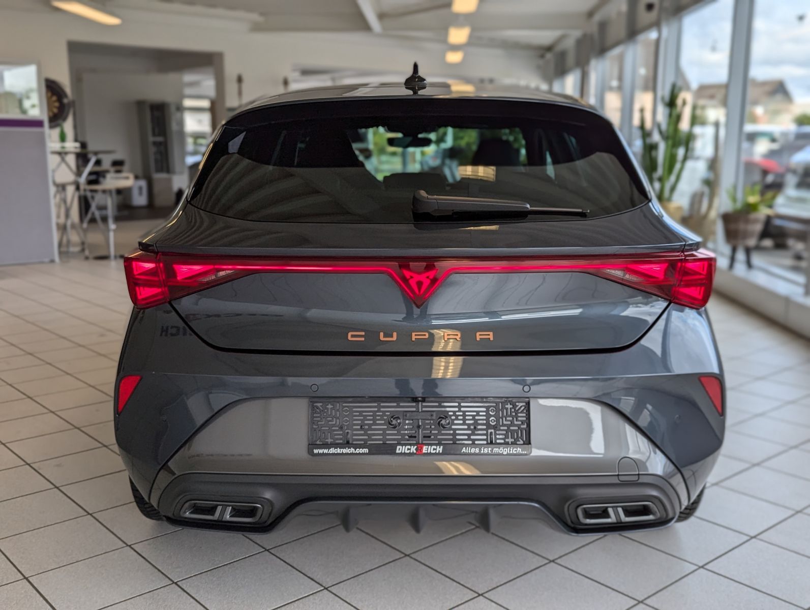 CUPRA Leon 2.0 TDI DSG Matrix Sennh Dynamic seats Edge - Dickreich ...