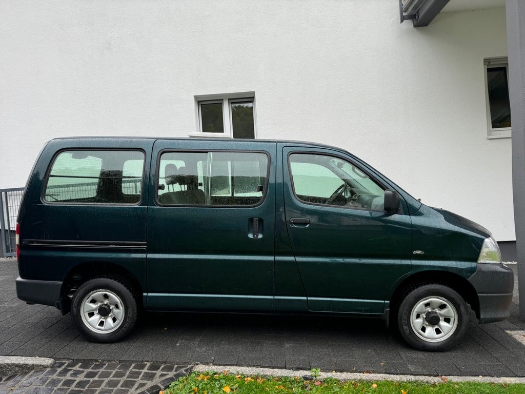 Toyota Kleinbus | Auto kaufen bei mobile.de