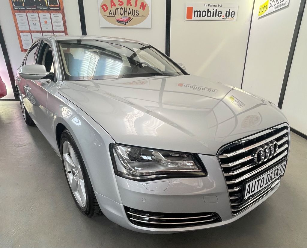 Audi A8 Mobile