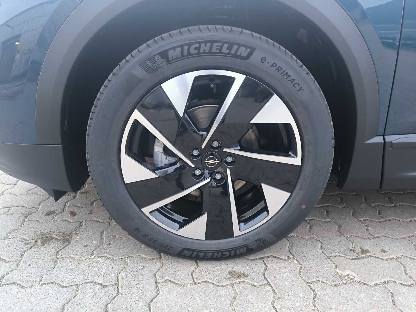 Opel Grandland X 1.2 MHEV 100 kW GS +HUD+FOCAL+ - Krüll Gruppe