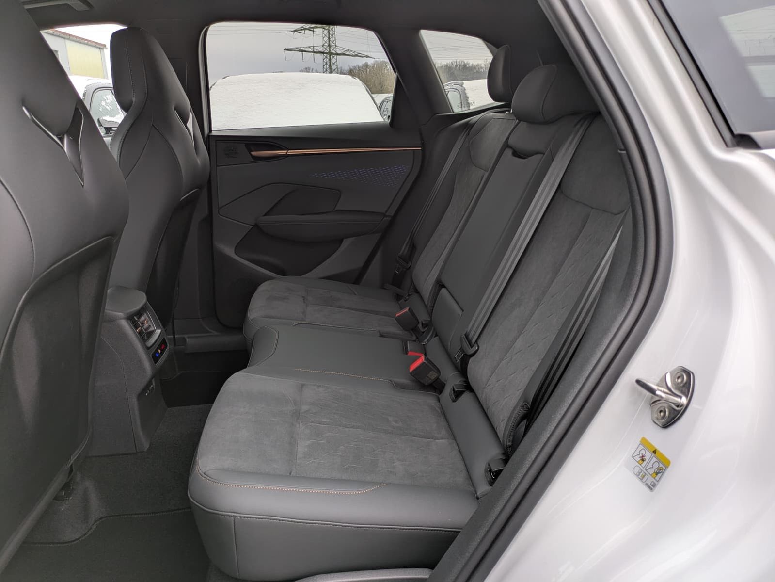 CUPRA Terramar 1.5 eTSI 360°HUD*MATRIX*PANO*DCC*20" - Dickreich ...