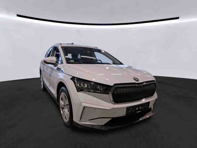 Skoda Enyaq iV 50 LOFT LED+NAVI+ACC+SHZ+DAB+KAMERA+19Z ab 305,00 Euro ...