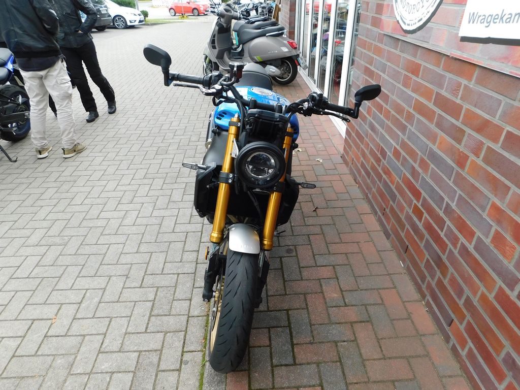 Yamaha R8 gebraucht kaufen | Motorrad bei mobile.de