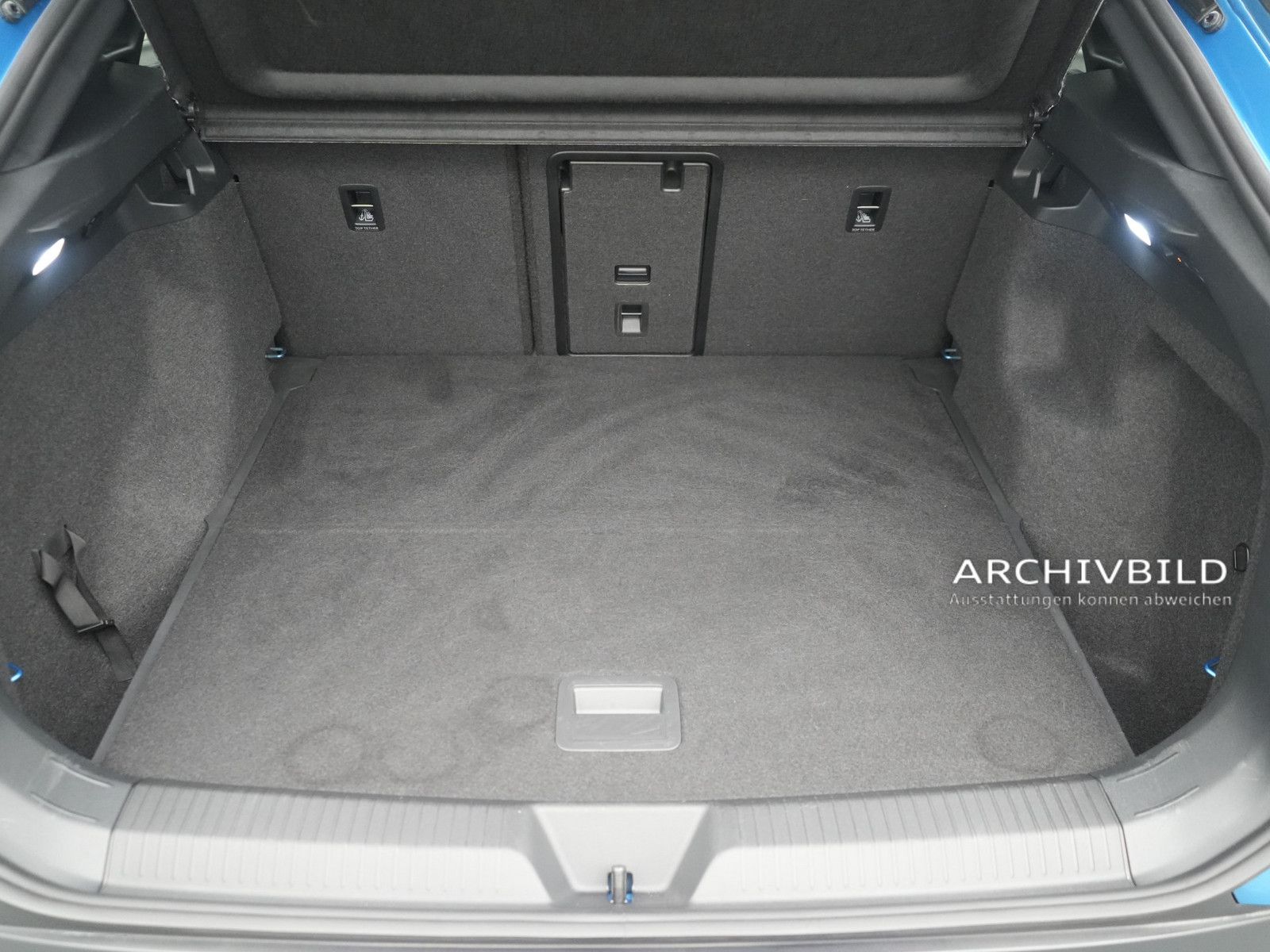 Volkswagen ID.5 Pro KAM 360° NAVI VIRT MASSAGE DCC MEMORY ab 349,00 ...