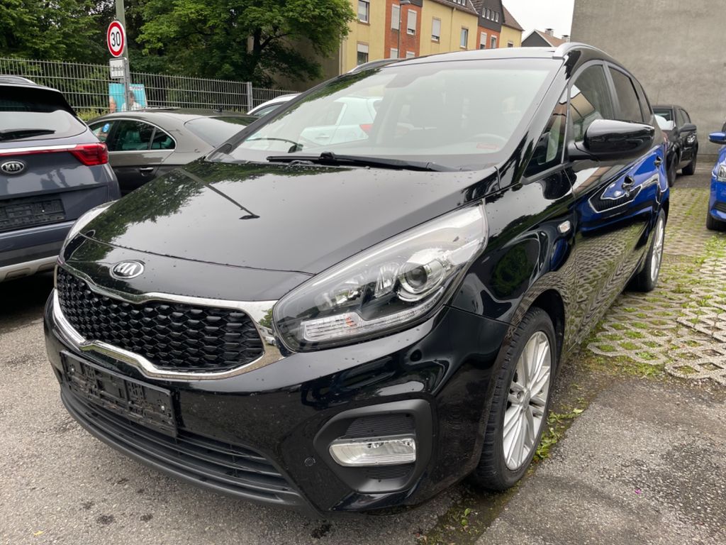 Stilvolle Kia Bus 7 Sitzer Bilder