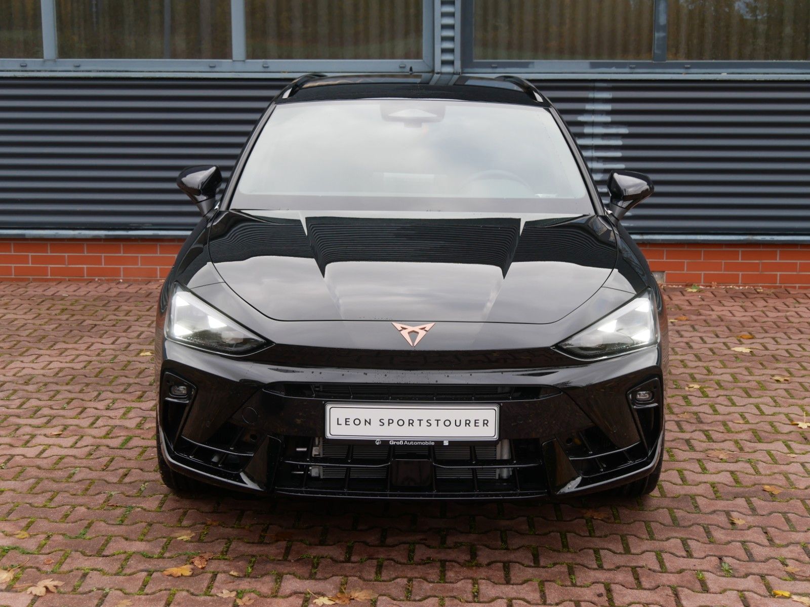 Cupra Leon ST 2.0 TSI 245kW VZ DSG 4Drive|Matrix|Trav. ab 353,00 Euro ...