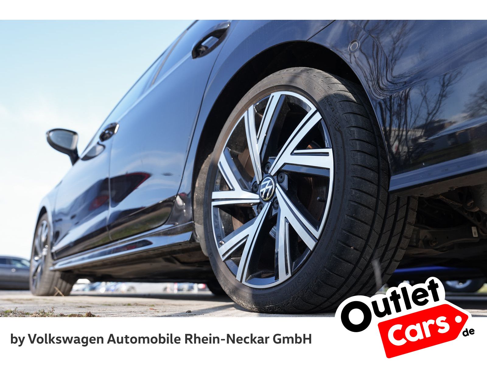 Volkswagen Golf VIII Variant 2.0 TSI R-Line DSG Navi AHK Pa ab 263,00 ...