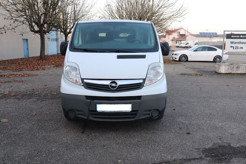 Opel Vivaro Kleinbus kaufen bei mobile.de