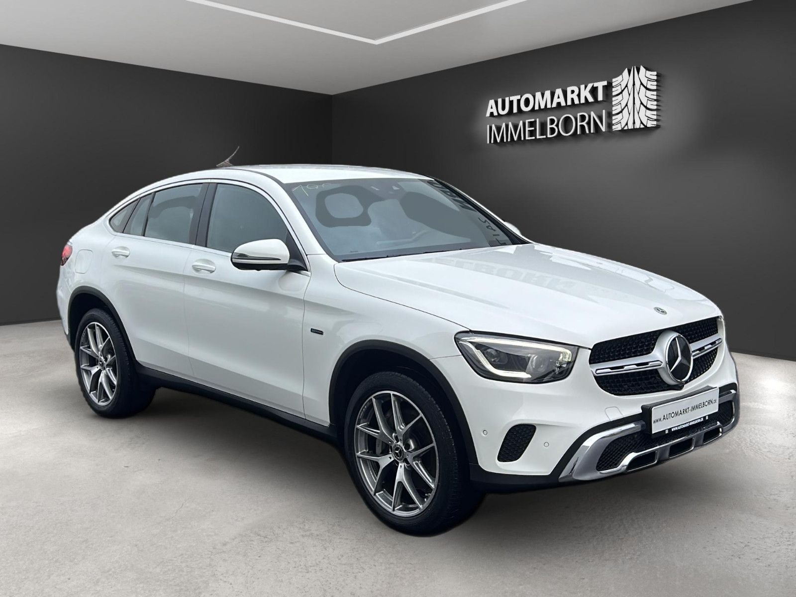 MERCEDES-BENZ GLC 300 de AMG 20*Mubeam*HUD*Sound*AHK*Distro