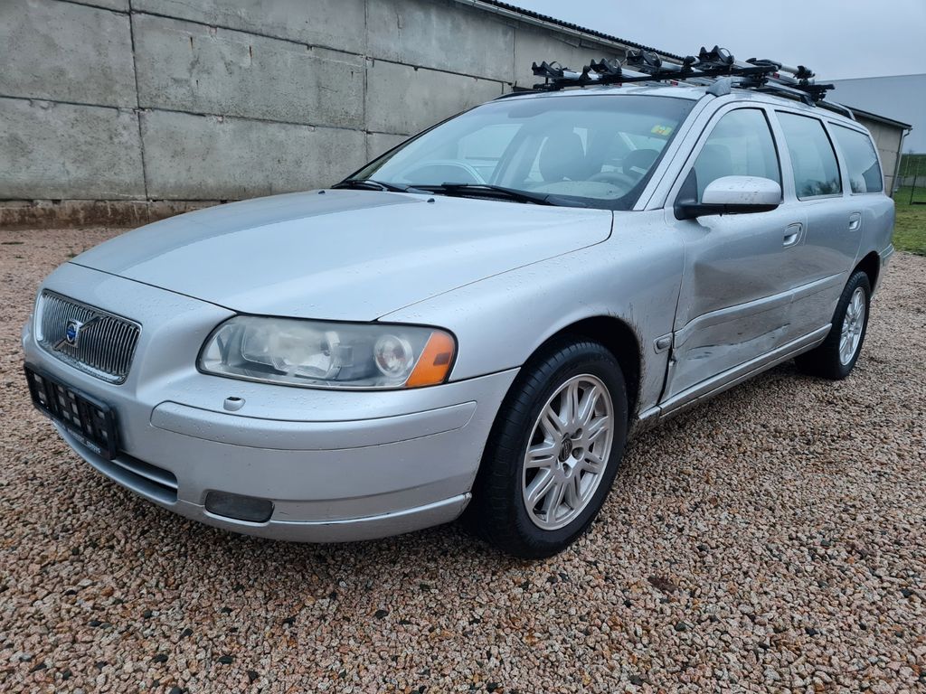 Volvo V70 Awd | Auto kaufen bei mobile.de