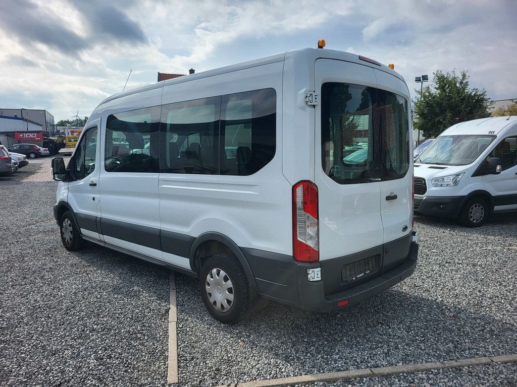 Gebrauchte und neuwertige Pkw, Lkw, Motorräder und andere Fahrzeuge ...