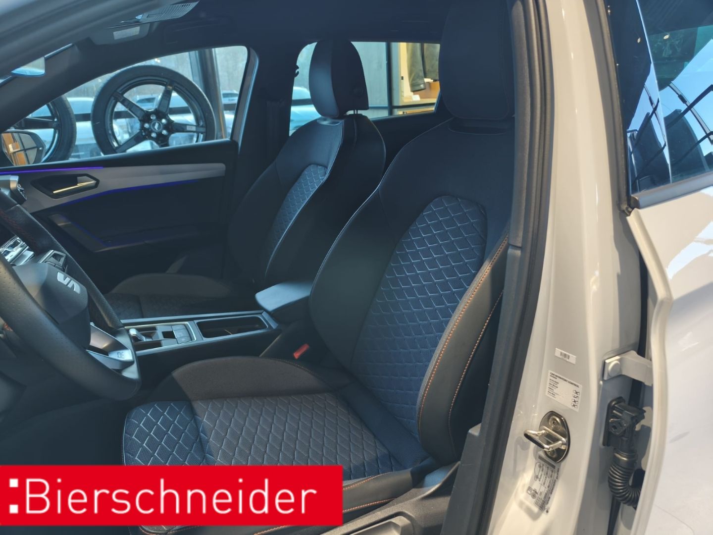 Seat Leon Sportstourer 1.5 eTSI DSG FR ab 209,- 990,- ab 209,00 Euro ...