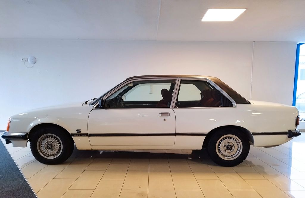 Opel Commodore kaufen bei mobile.de