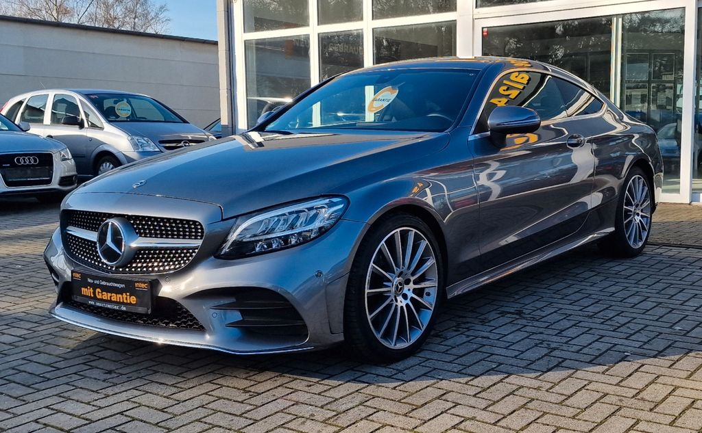 Mercedes-Benz C 300 Coupé | Auto kaufen bei mobile.de