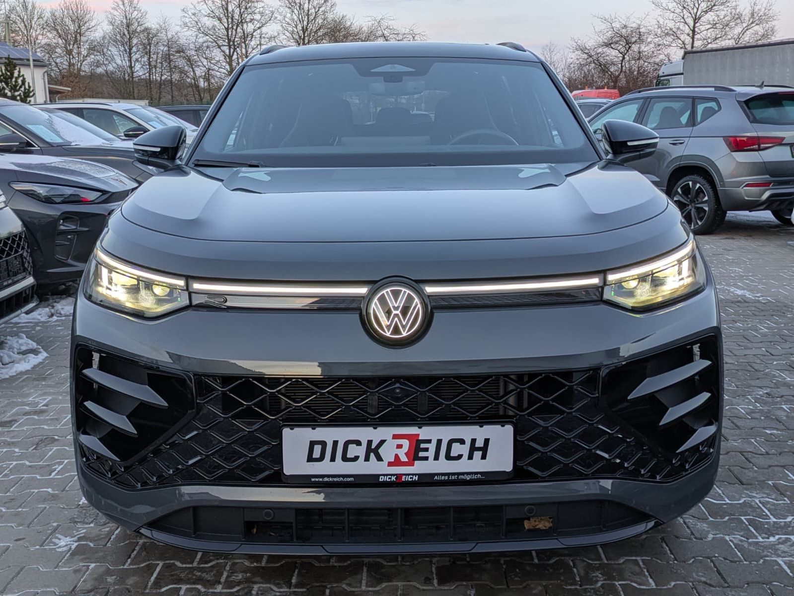 Volkswagen Tayron 2.0 TDI 4M R-Line BLACK*7Si*MATRIX*PANO - Dickreich ...