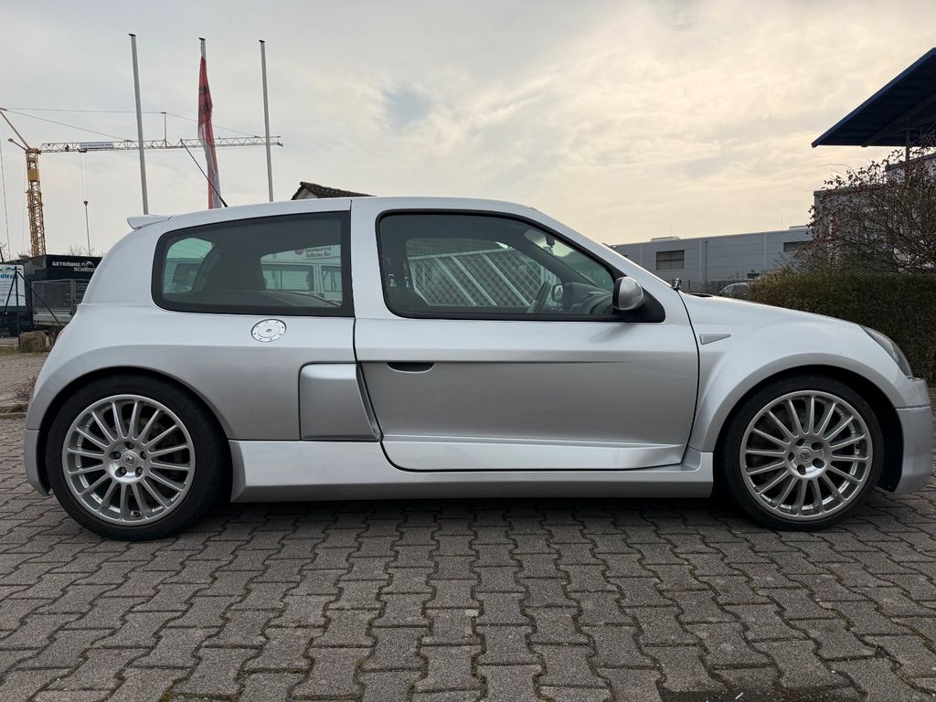 Renault Clio Sport v6 gebraucht kaufen bei mobile.de