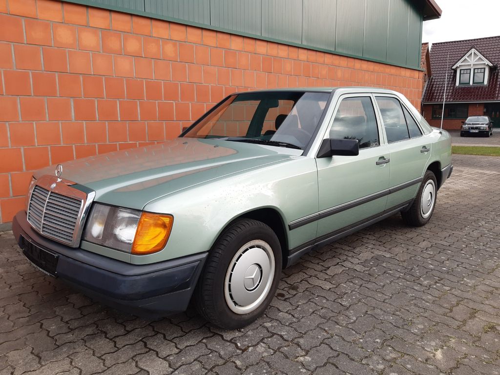 Mercedes-Benz 200 W124 200d kaufen bei mobile.de
