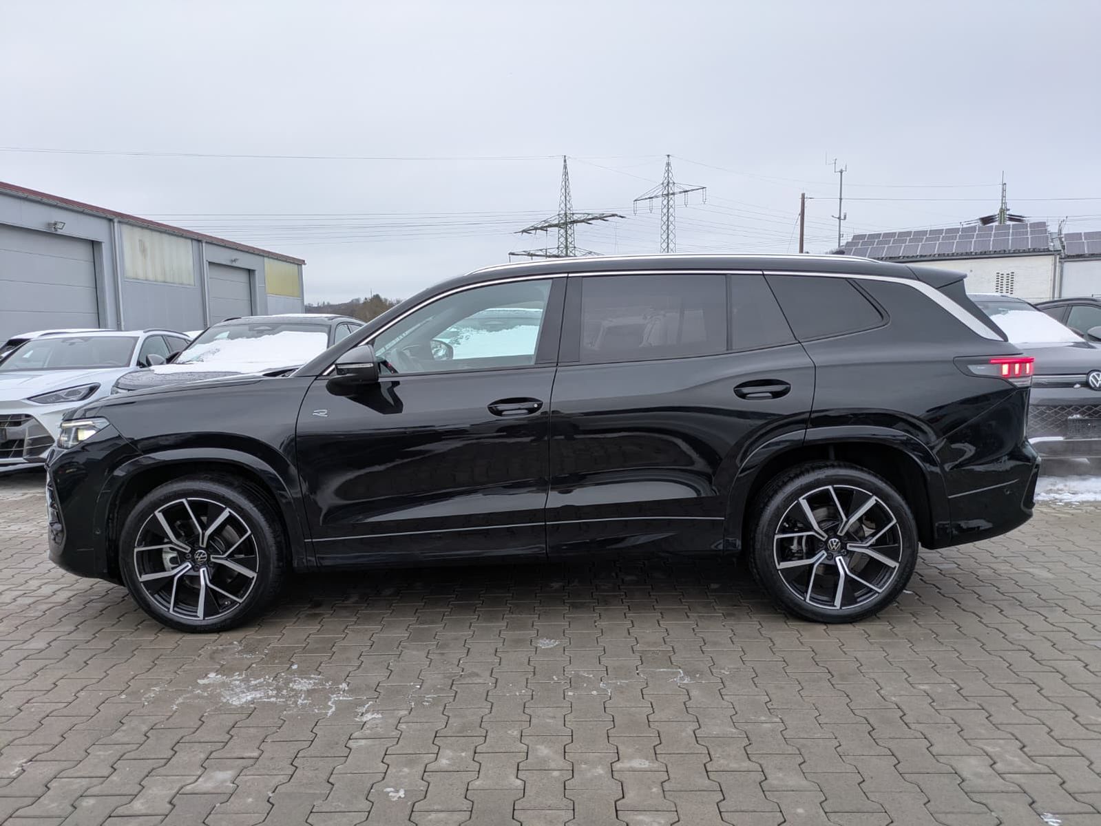 Volkswagen Tayron 2.0 TDI 4M R-Line 7Si*MATRIX*AHK*PANO*HUD - Dickreich ...