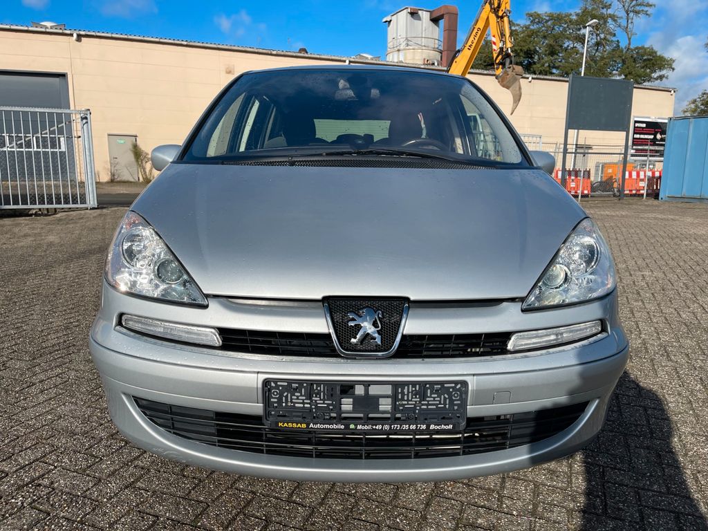 Kleinbus Sitzer 8 | Auto kaufen bei mobile.de