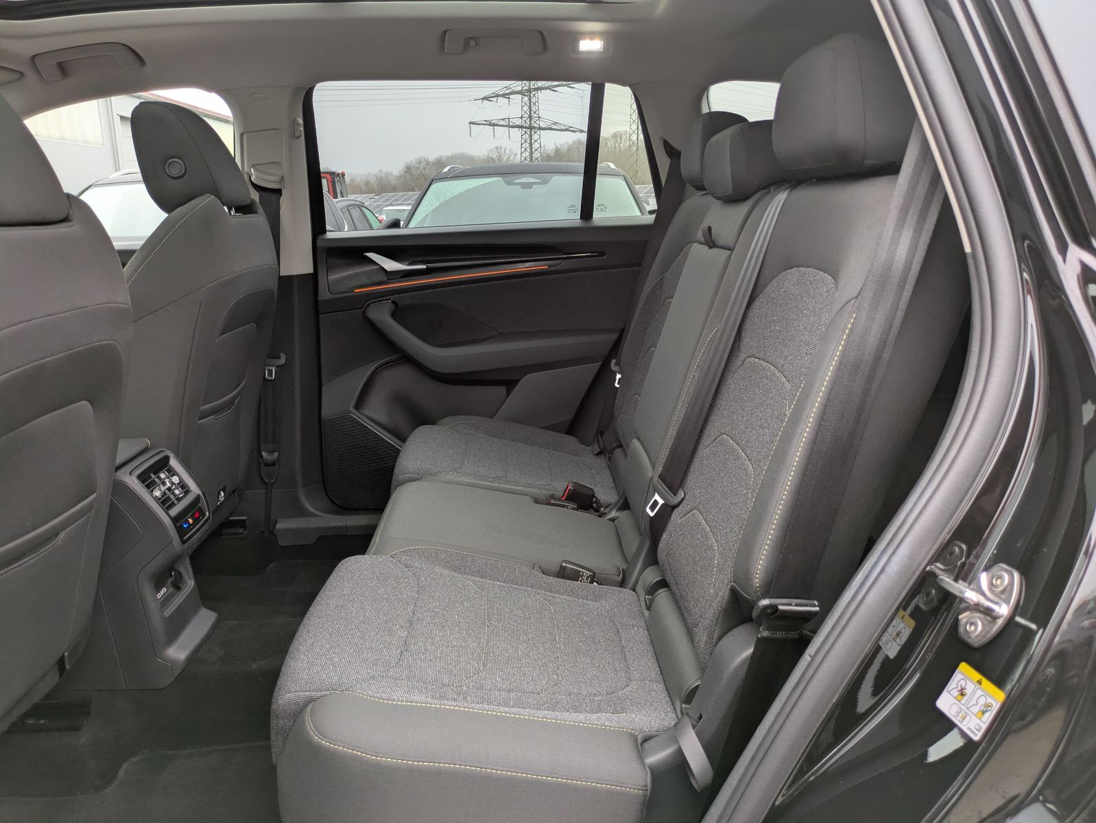 SKODA Kodiaq 2.0 TDI 4×4 Selec PANO*AHK*MATRIX*StandH. - Grupo ...