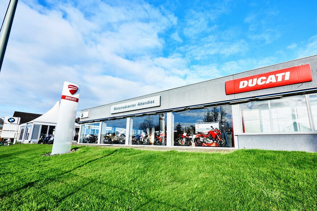Ducati Panigale v4 | Motorrad kaufen bei mobile.de