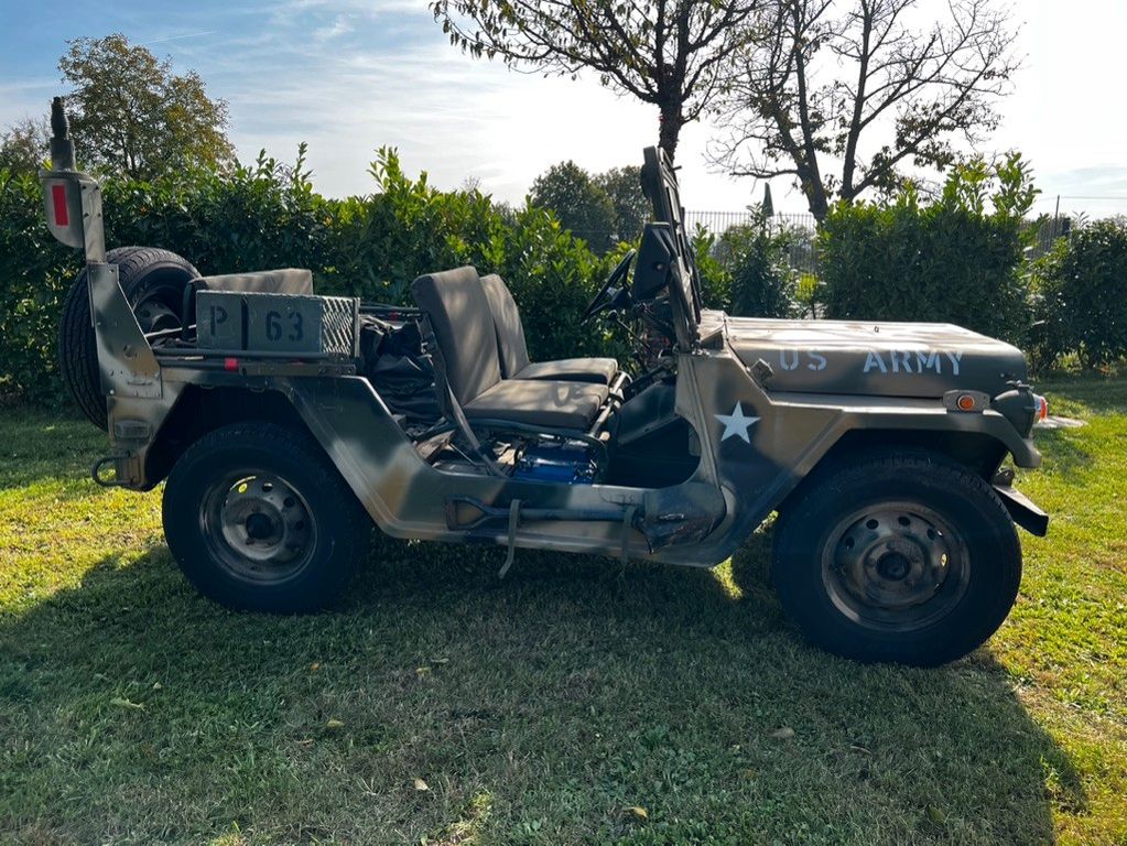 Ford Benzin Geländewagen Mutt 151 kaufen bei mobile.de