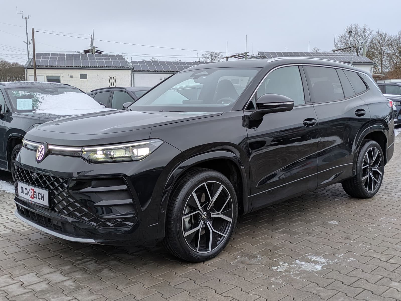Volkswagen Tayron 2.0 TDI 4M R-Line 7Si*MATRIX*AHK*PANO*HUD - Dickreich ...