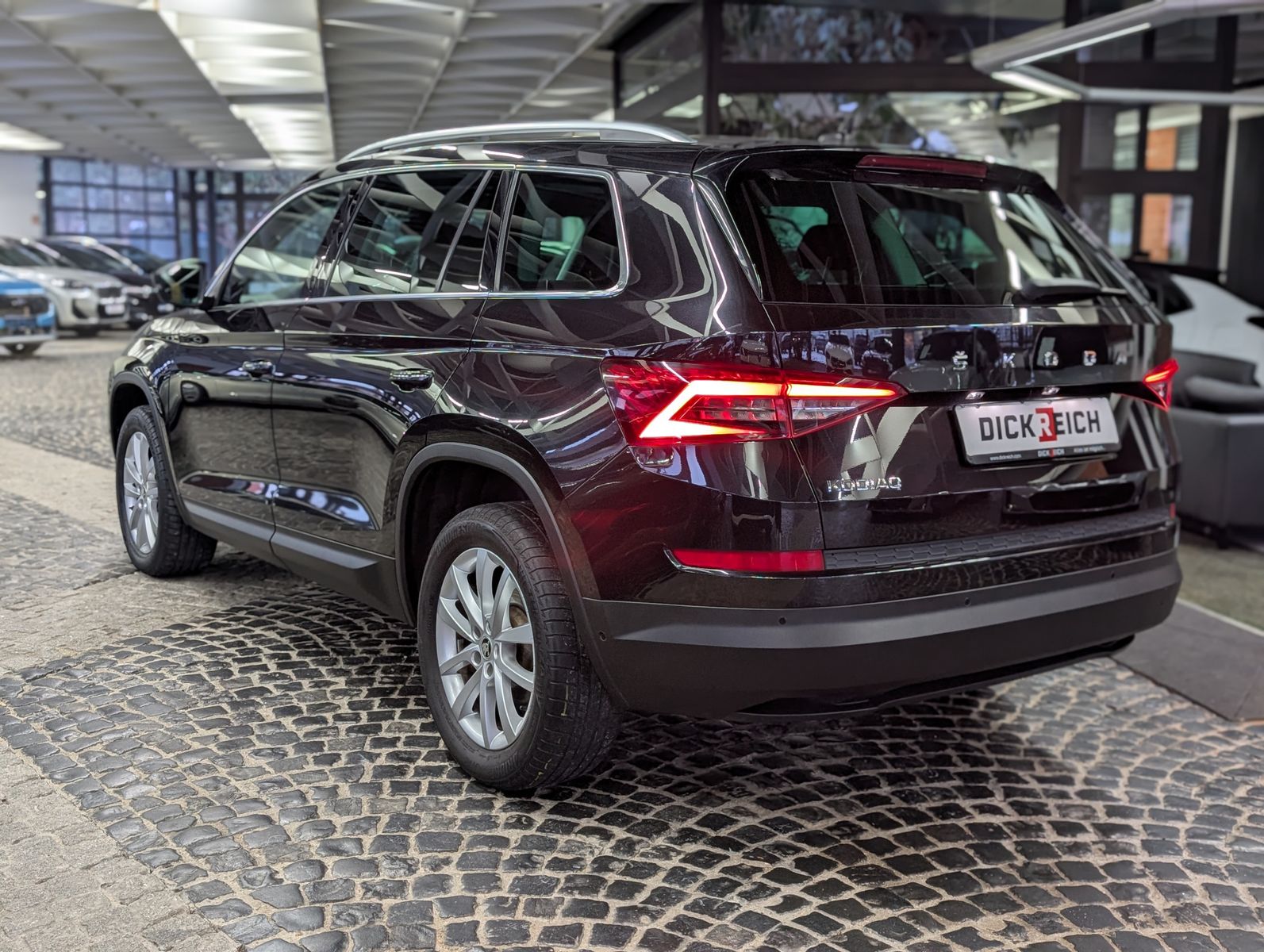 SKODA Kodiaq 2.0 Style BUSINESS KAM ACC LED DCC MEMORY - Dickreich ...