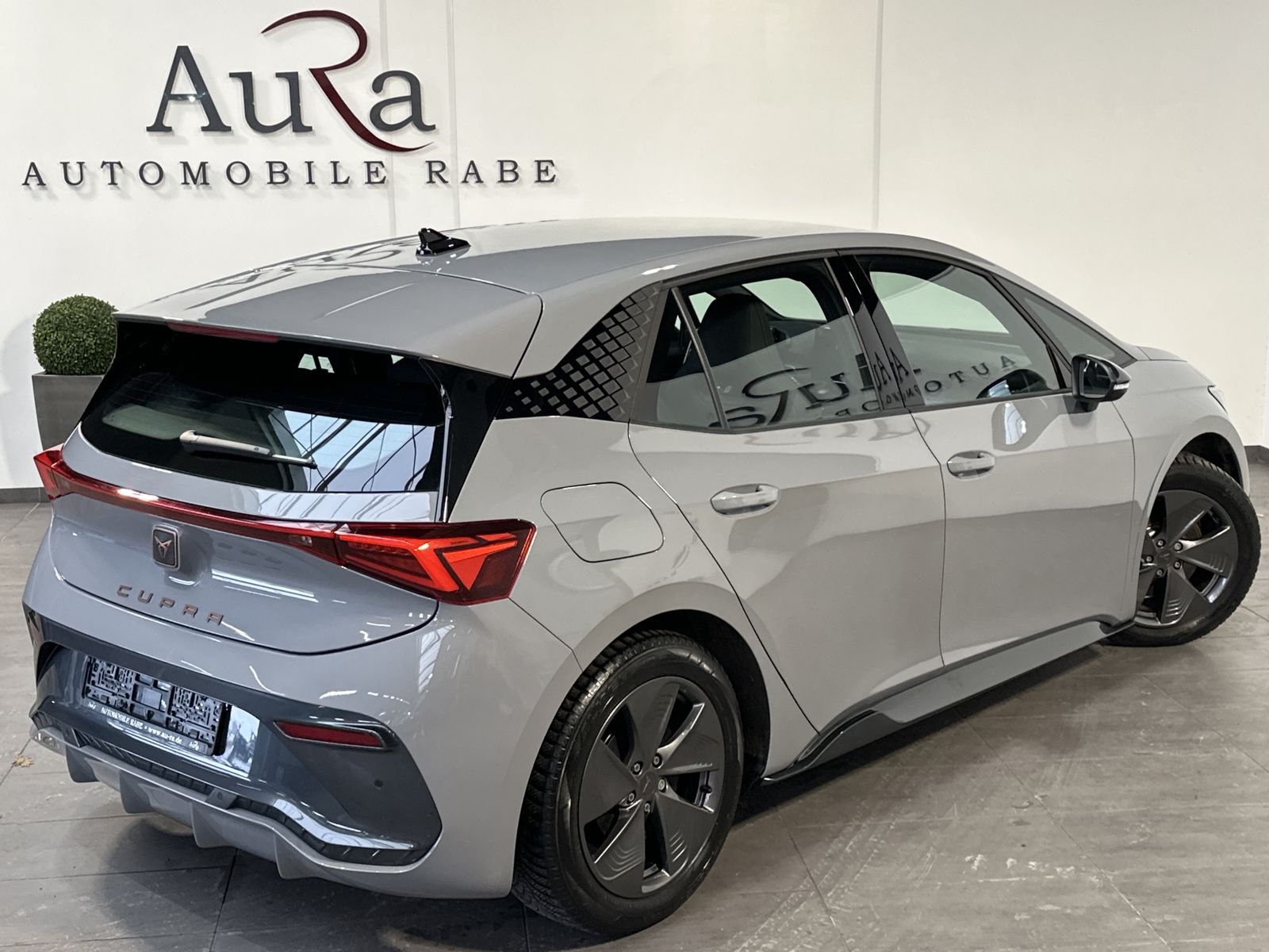 CUPRA Born NAV+LED+V-COCKPIT+1HD+18ZOLL+PP+TEMPOMAT - AuRa – Automobile ...