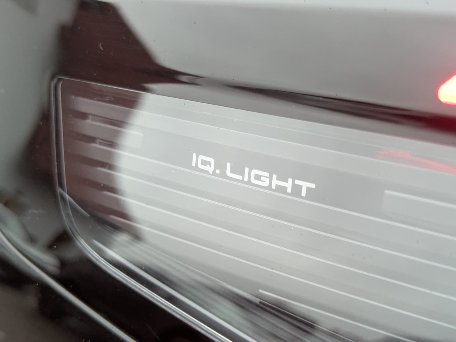 Volkswagen Tayron 2.0 TDI 4M R-Line 7Si*MATRIX*AHK*PANO*HUD - Dickreich ...